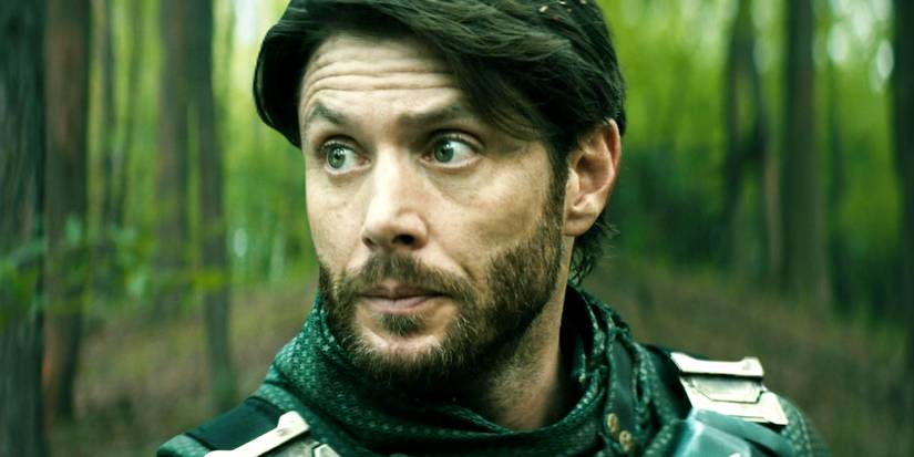 Jensen Ackles Suits Up As The DC Universe's Batman In The Brave And The ...