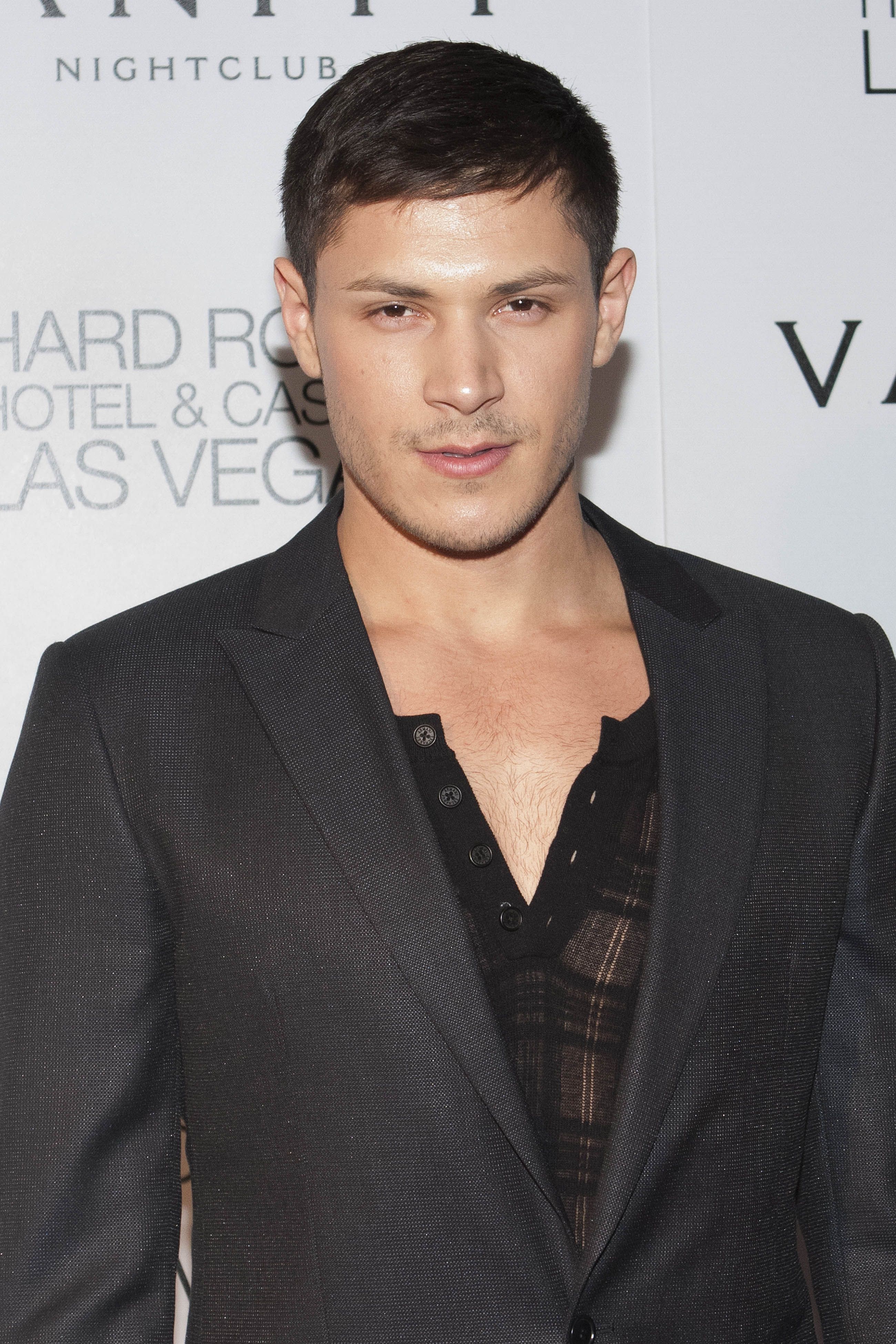 Landman Summary, Latest News, Trailer, Season List, Cast, Where to ...