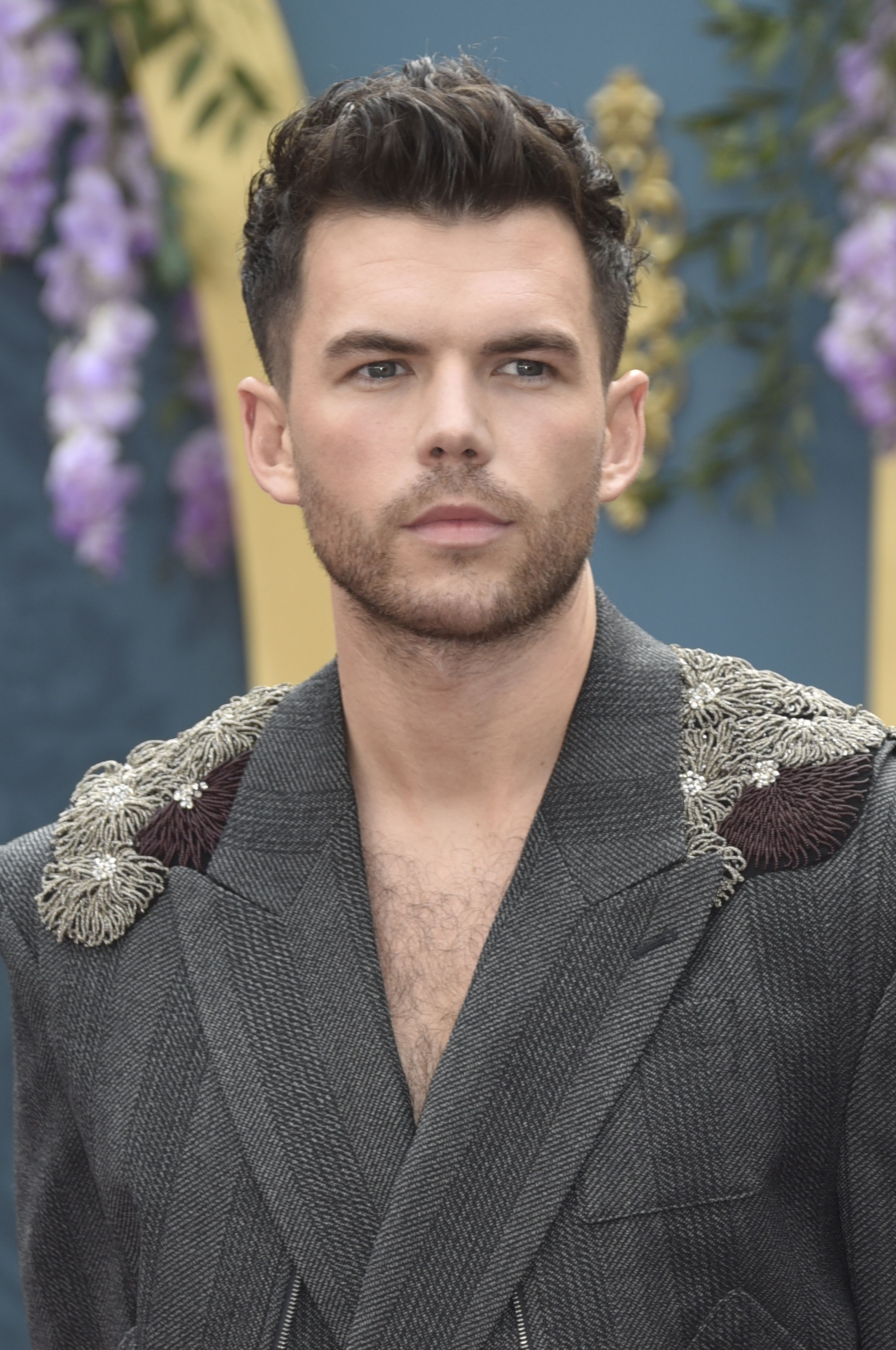 Bridgerton Summary, Trailer, Cast, and More