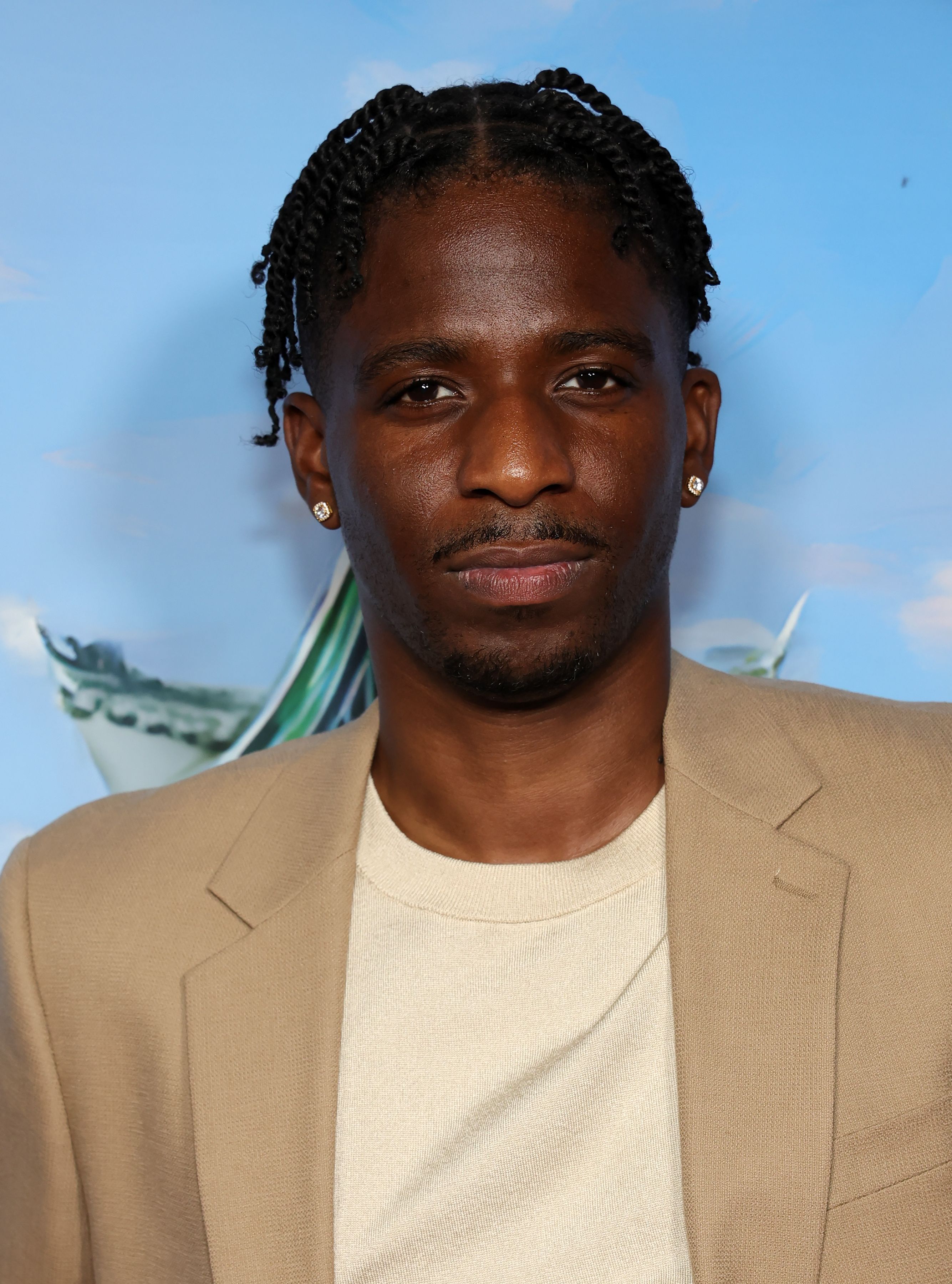 Emily in Paris Summary, Latest News, Trailer, Season List, Cast, Where ...