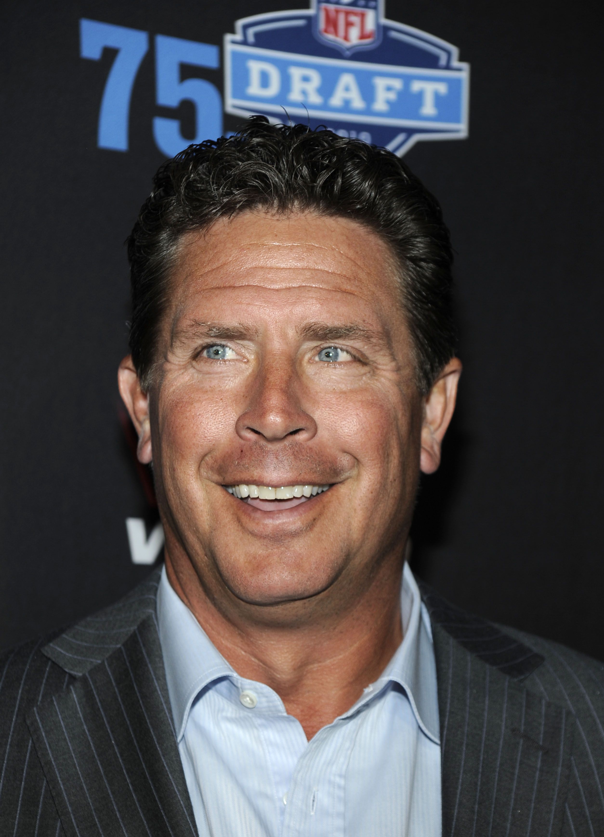 Ace Ventura Summary, Latest News, Trailer, Cast, Where to Watch and More