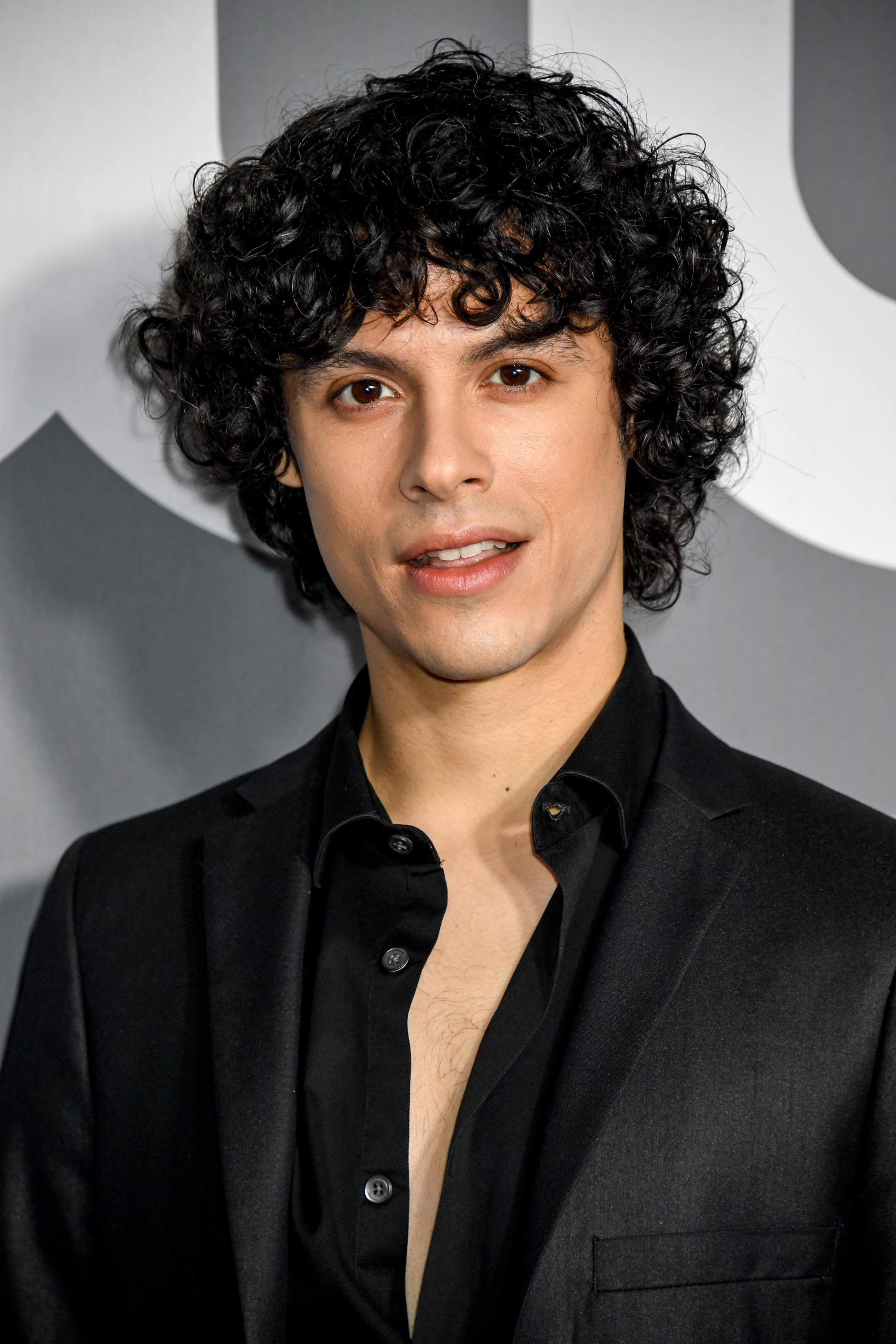 SNAG Summary, Trailer, Cast, and More