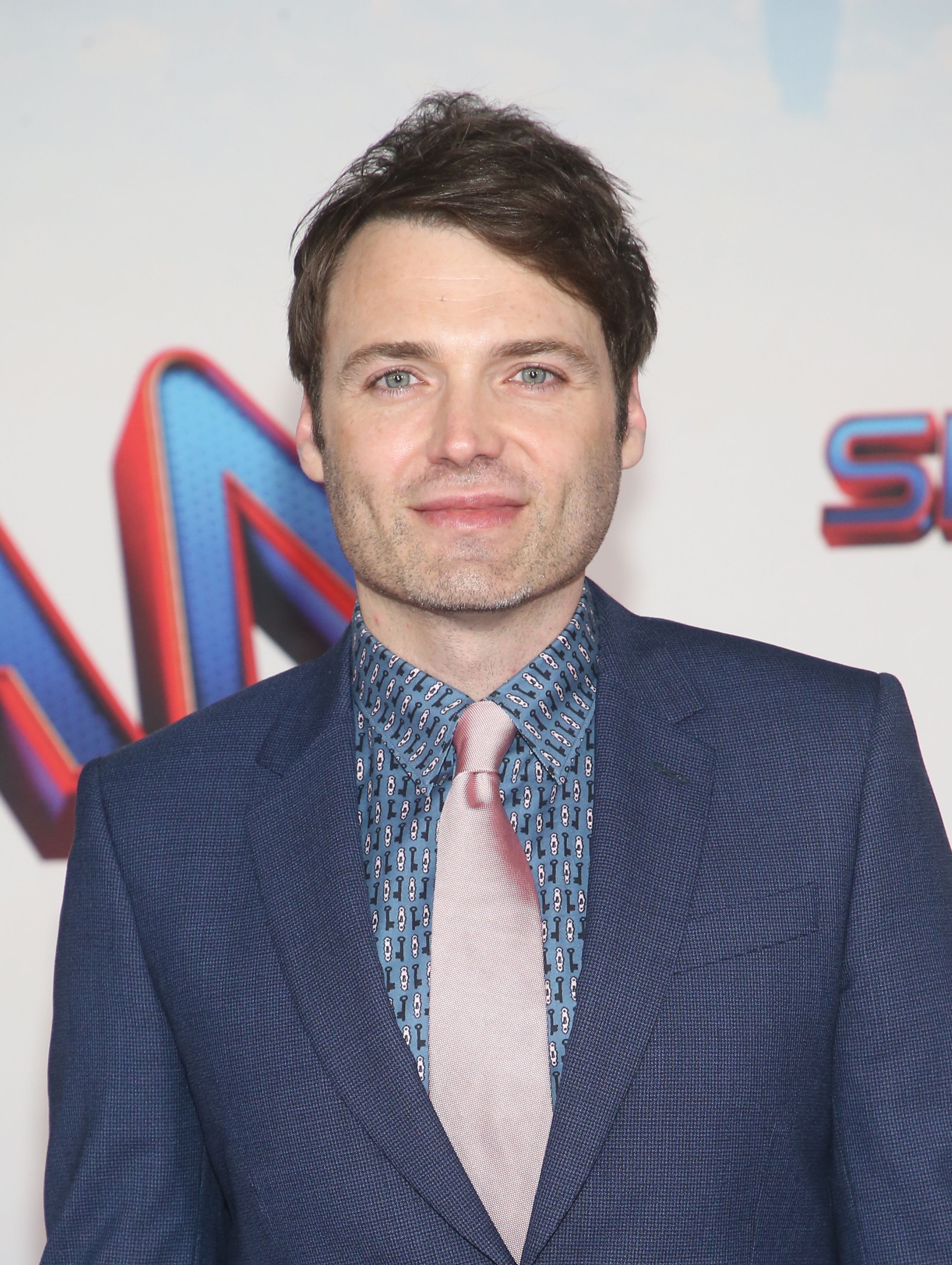 Fringe Summary, Latest News, Trailer, Season List, Cast, Where to Watch ...