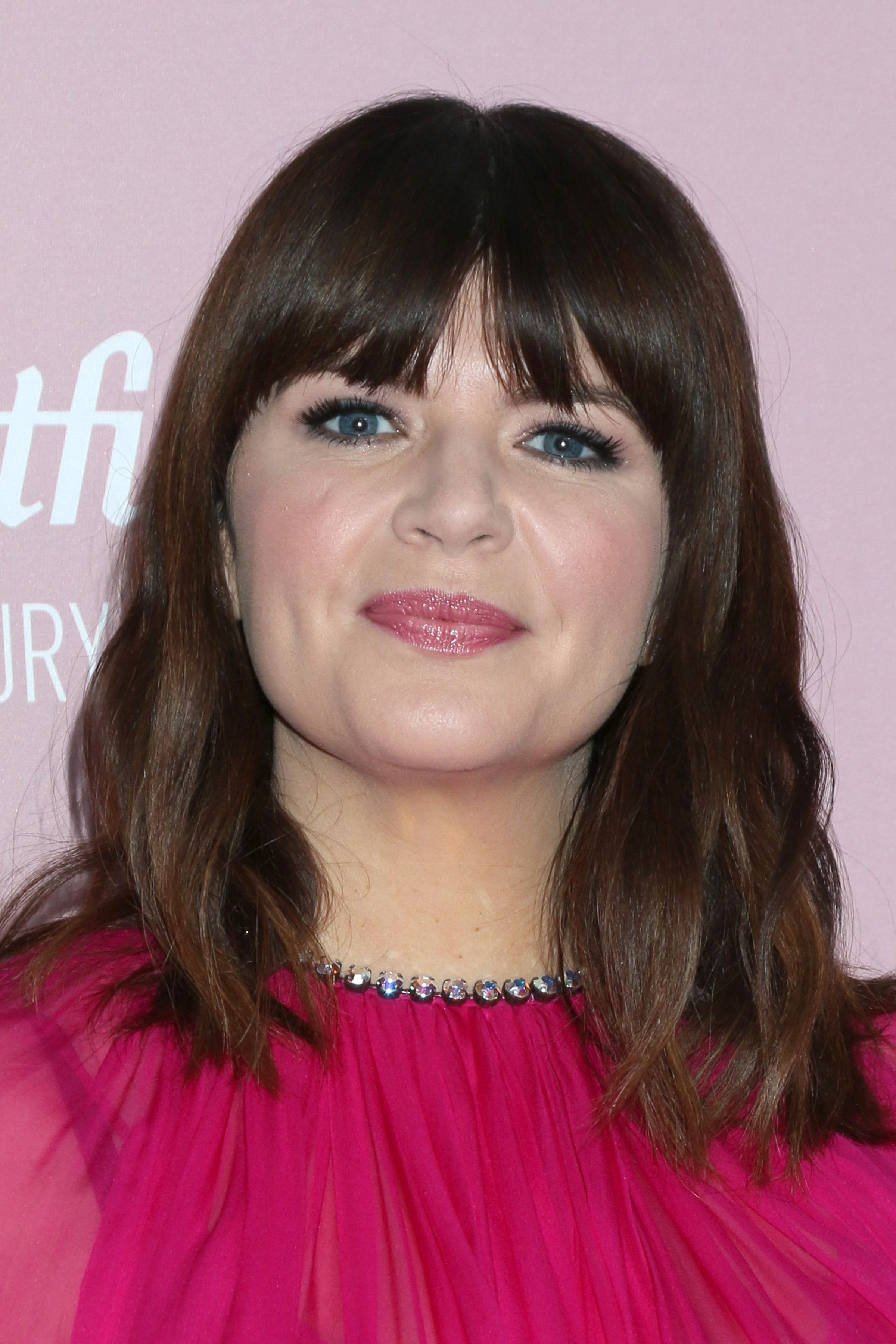 Happy Endings Summary, Latest News, Trailer, Season List, Cast, Where ...