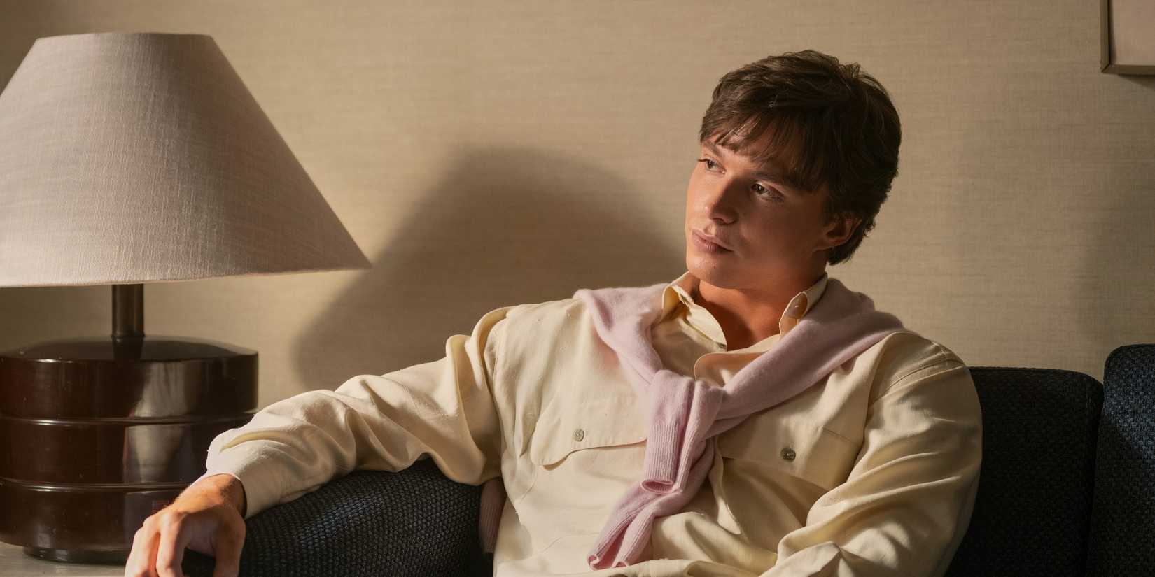 Lyle Menendez's Real-Life Hair Loss & How It Led To José & Kitty's Deaths