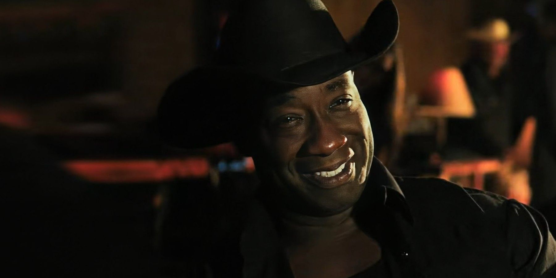 Michael Clarke Duncan Flexionándose