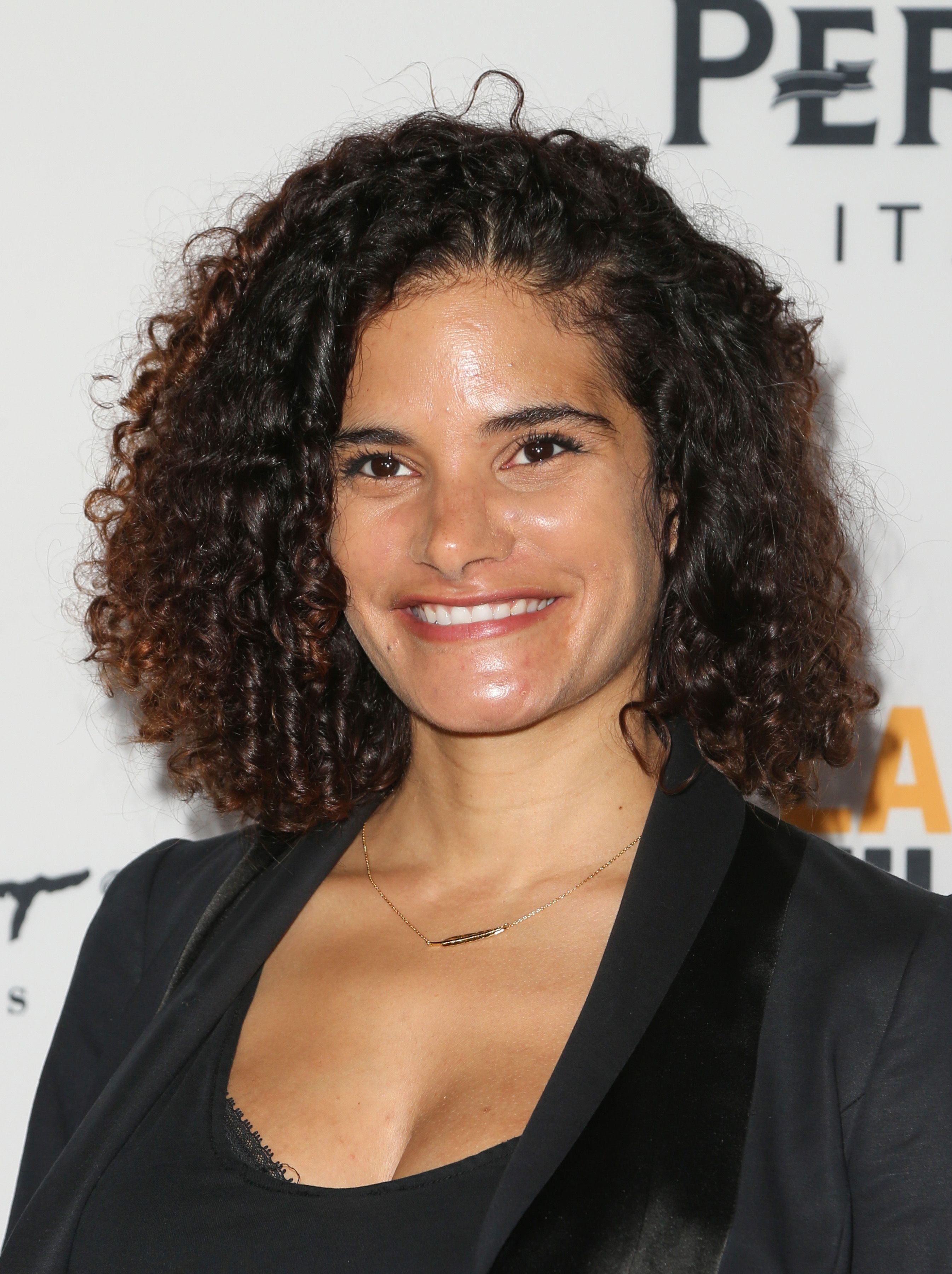 Dependent's Day Summary, Latest News, Trailer, Cast, Where to Watch and ...