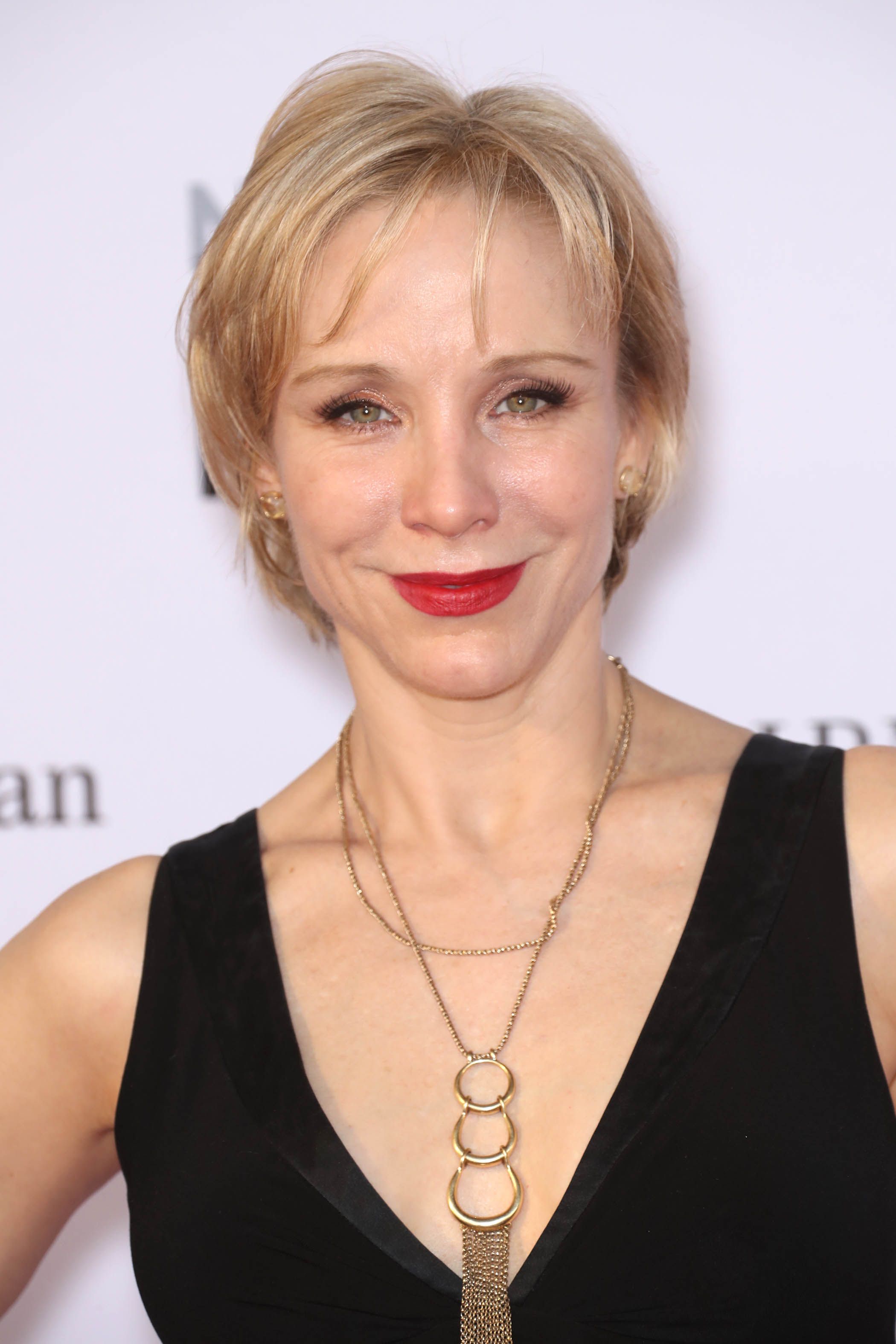 The Preacher's Wife Summary, Latest News, Trailer, Cast, Where to Watch ...