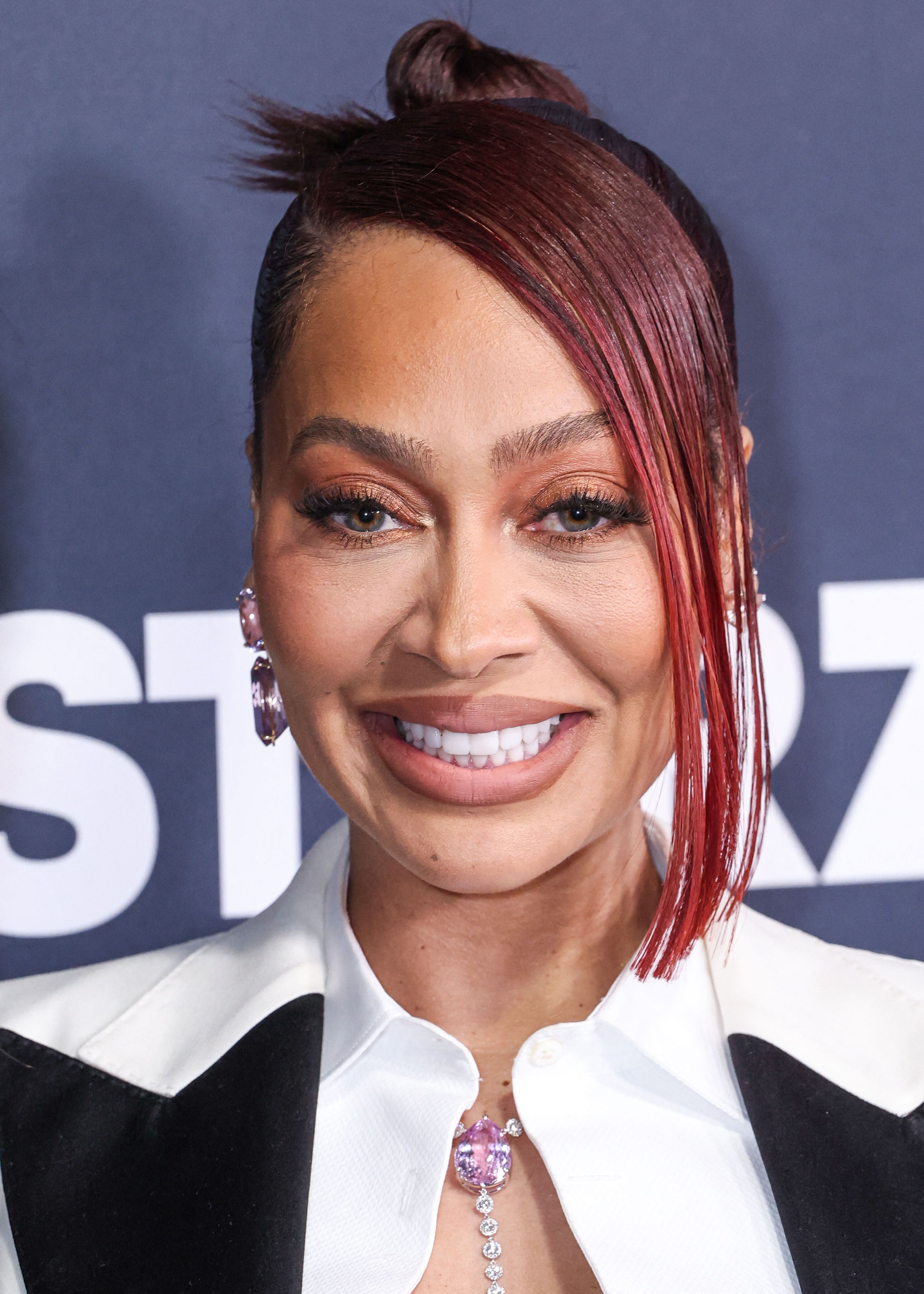 The Bad Guardian Summary, Latest News, Trailer, Cast, Where to Watch ...