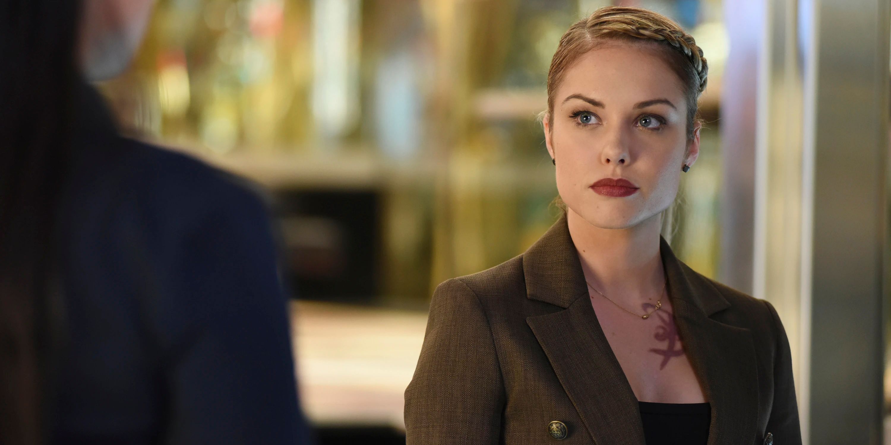 If You Miss The Magicians, This 3-Season Fantasy Show With 76% RT Score ...