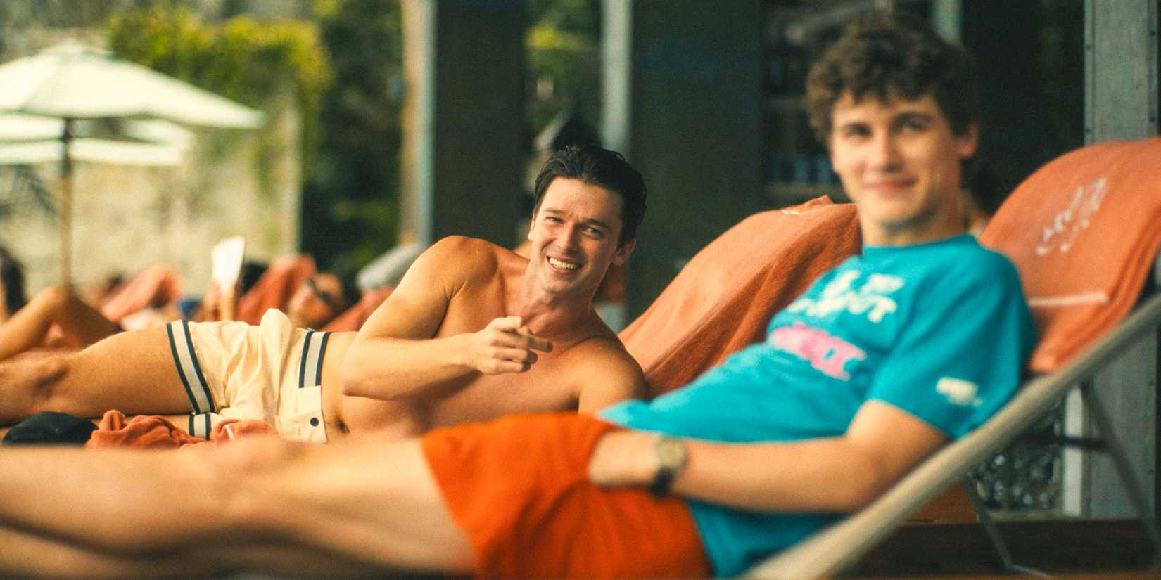 WTF?! What Really Happened With Lochlan & Saxon In The White Lotus ...