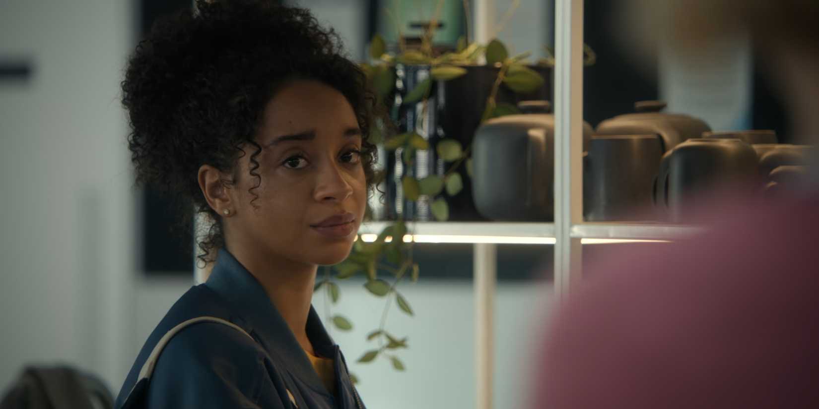 All 11 Times Verity Uses The Remote In Black Mirror Season 7 Episode 2