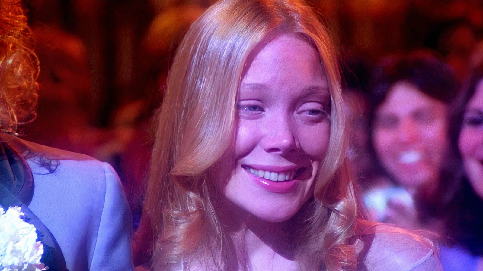 Mike Flanagan's Carrie Adaptation Gets Filming Window As Stephen King ...