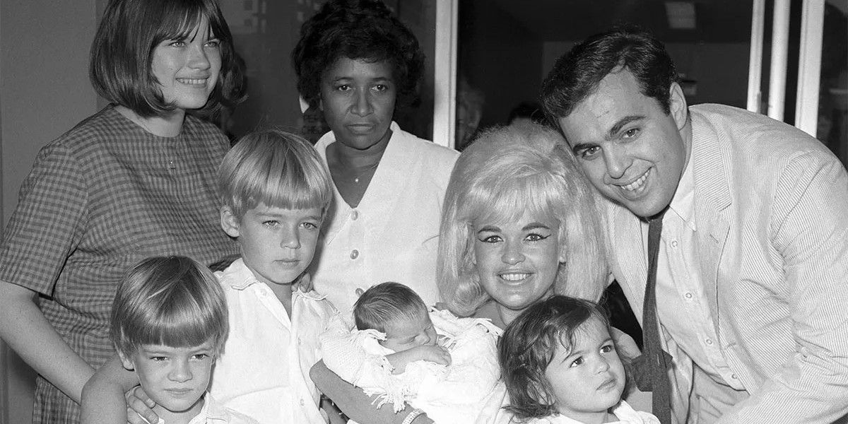 How Many Kids Jayne Mansfield Had & What Happened To Them – Including ...
