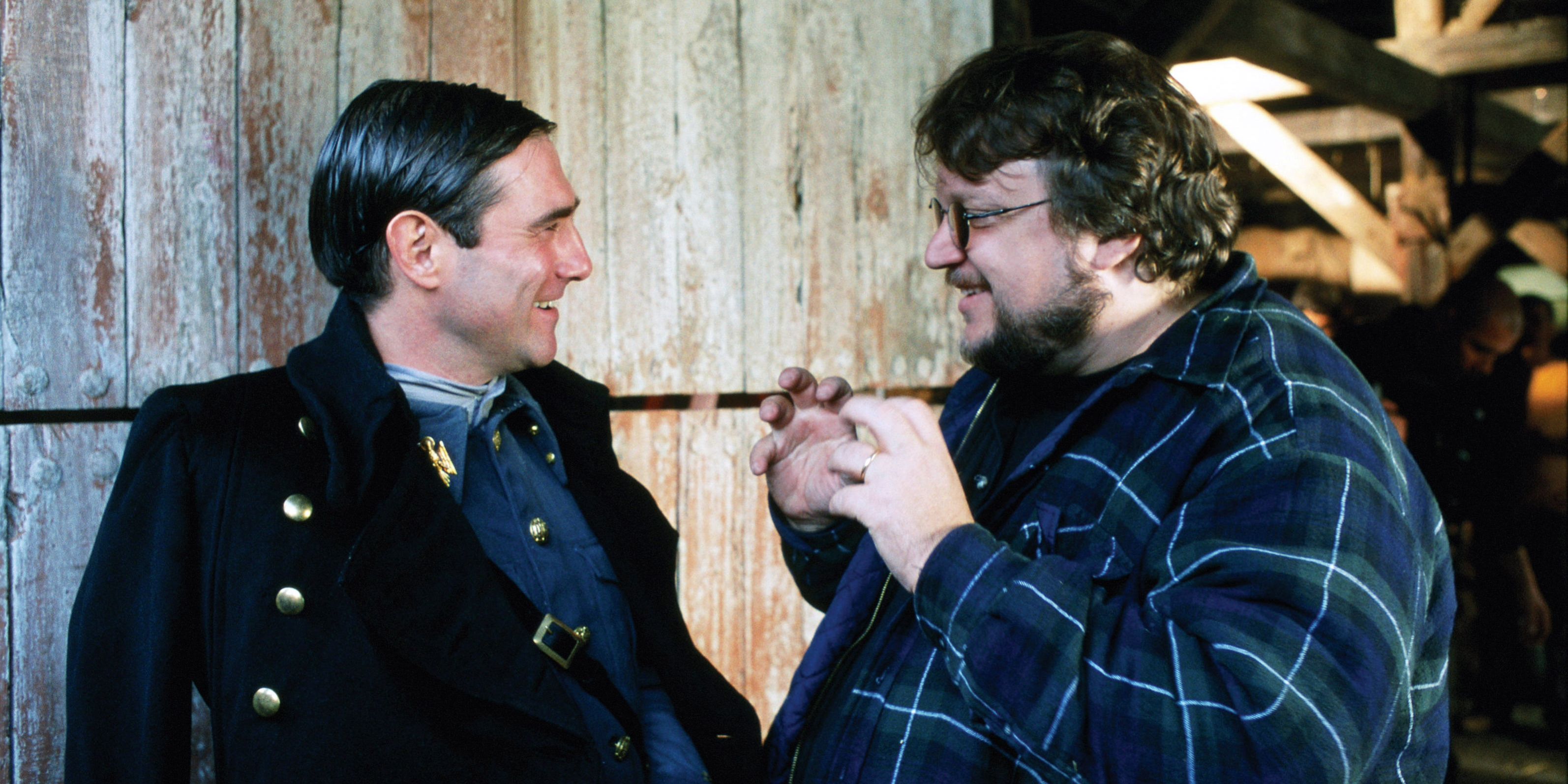 Stephen Holland | ScreenRant