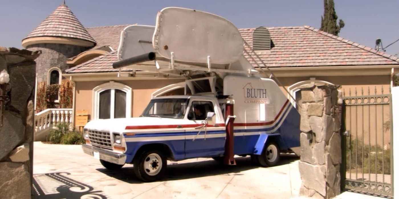 20 Hilarious Running Jokes On Arrested Development