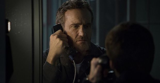 'The Flash' Series Premiere Review: Hits The Ground Running